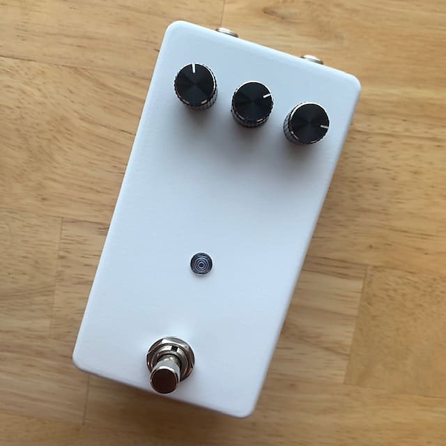 Fruit Fuzz ( Peach Fuzz Clone ) - White | Reverb
