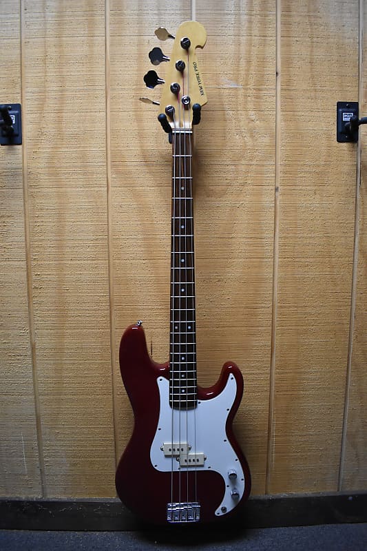 Red New York Pro Electric Bass Guitar | Reverb