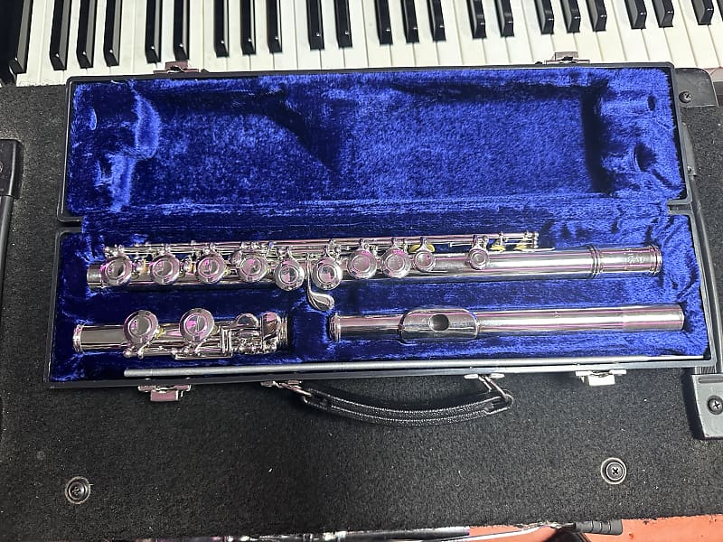 Conn-Selmer Emerson EF-1 - Polished Modern Flute | Reverb