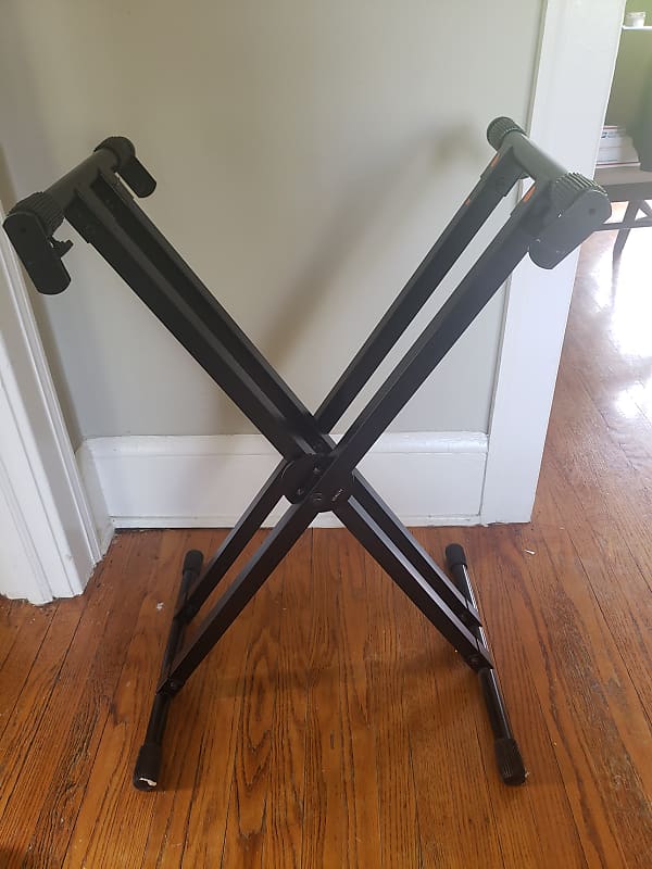 Keyboard/synthesizer Stand | Reverb