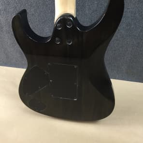 Cort X-11 Electric Guitar Floyd Rose Style Locking Tremolo Cort X-11 Electric Guitar Floyd Rose Style Locking Tremolo