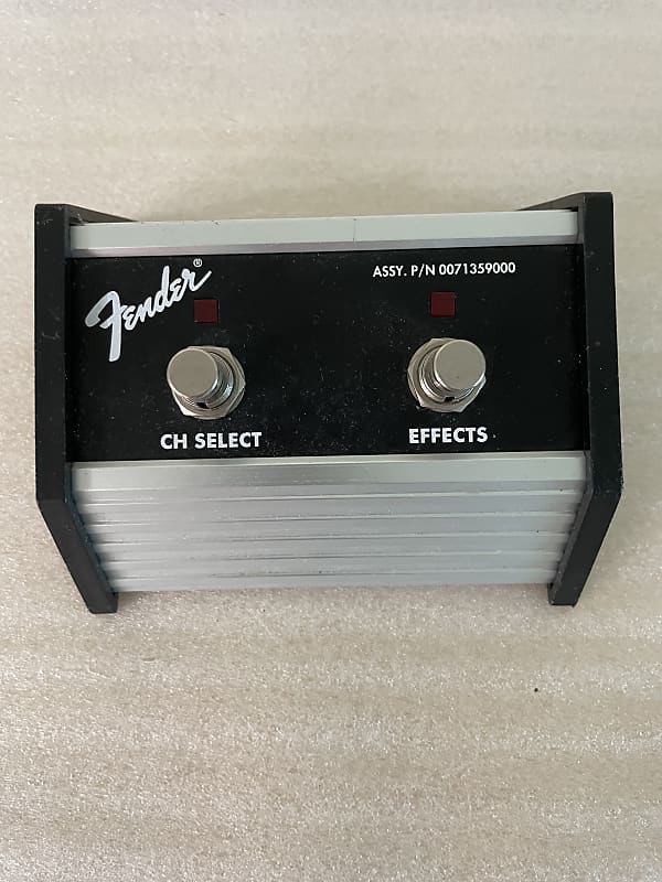 Fender 2-button foot switch | Reverb