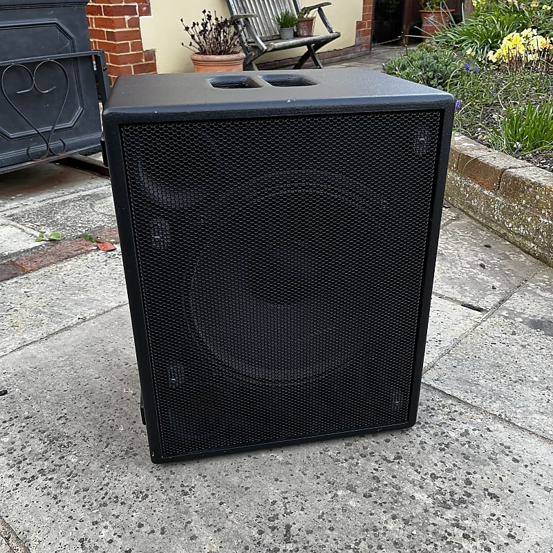 Matrix Amplification Q12A 260W Powered Speaker | Reverb