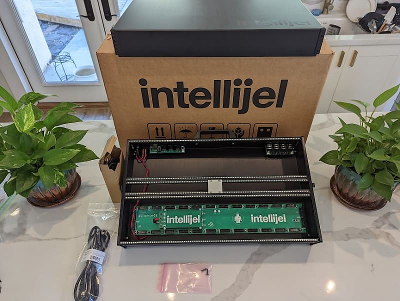Intellijel 7U 104HP Performance Case _ Black *Custom | Reverb