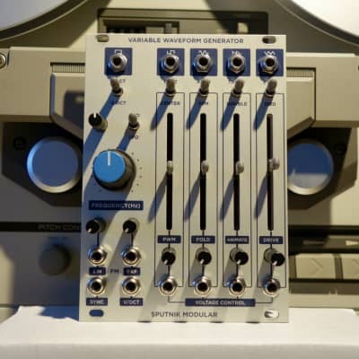 Sputnik Modular - Variable Waveform Generator | Reverb