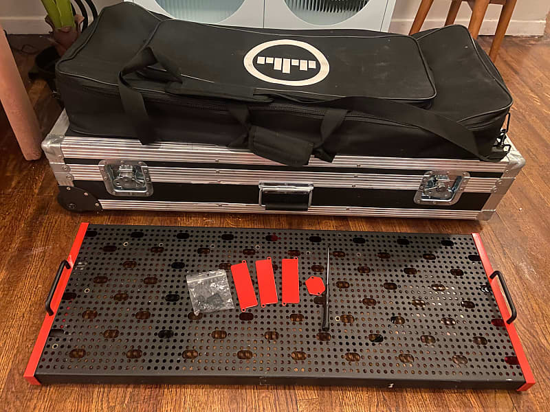 Bundle: Temple Audio DUO 34 Templeboard (Temple Red) + Soft | Reverb