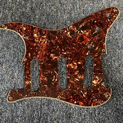 Fender Stratocaster tortoise shell pickguard 1972 1972 - | Reverb