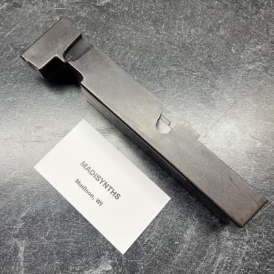 ORIGINAL Yamaha End Block, Right (CB828030) for DX7, DX9, | Reverb UK