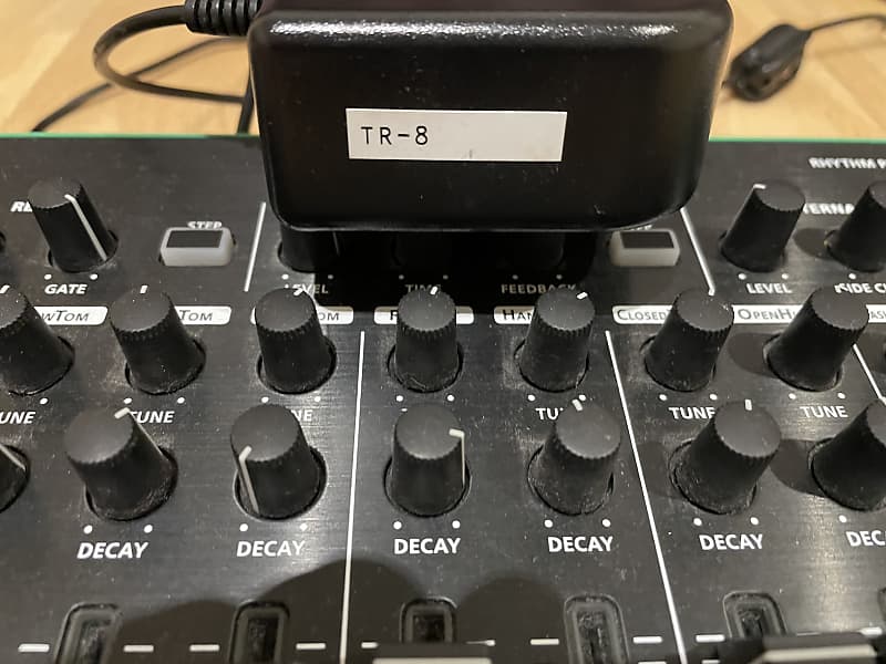 Roland TR8 909 and 808 drum machine | Reverb