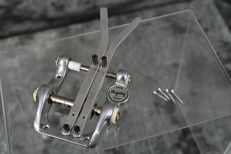 Bigsby Palm Pedal G & B String Bender Bridge Unit Vintage 70s | Reverb