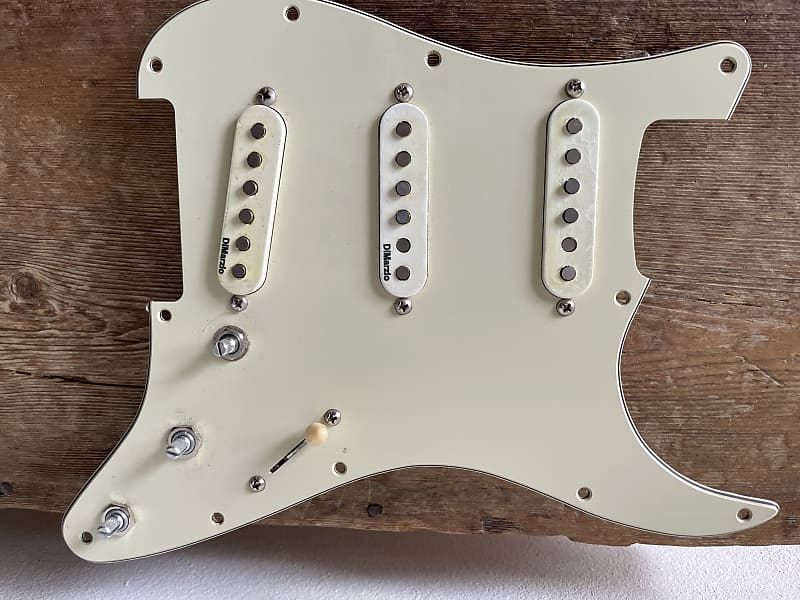 Yngwie Malmsteen YJM Loaded Strat Pickguard DiMarzio DP 217 | Reverb