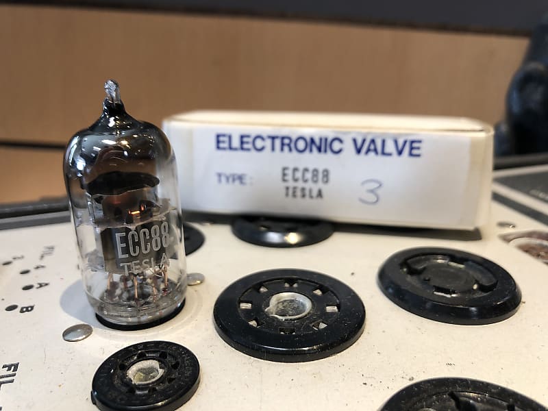 Tesla ECC88/6DJ8 Preamp Vacuum Tube | Reverb Canada