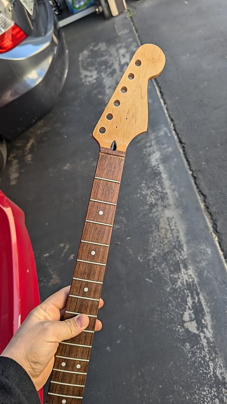 Fender Stratocaster Neck 10 inch radius | Reverb