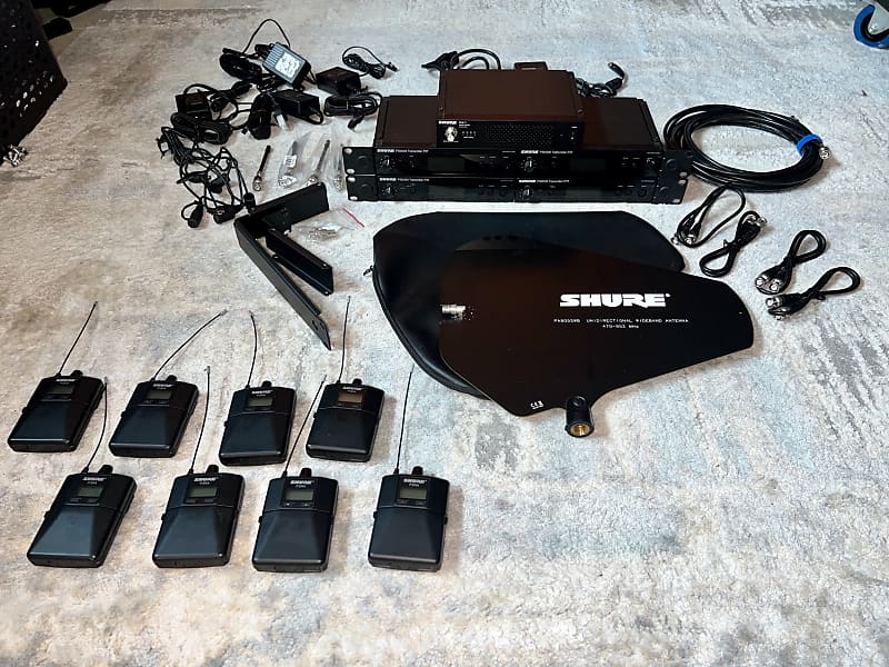 FOUR Shure PSM300 Twin Pack Pro P3TRA215TWP Wireless In-ear | Reverb