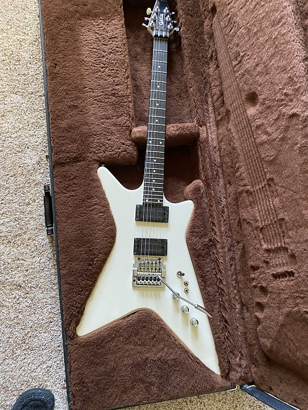 Carvin V220 | Reverb