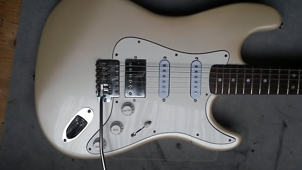 Sunn Mustang Set (Strat + Amp) | Reverb