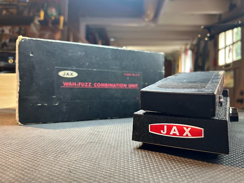 Jax Companion Fuzz Wah 60's - black | Reverb