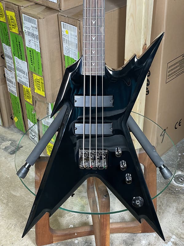 Dean Dime Razorback Bass - Classic Black #41651 | Reverb