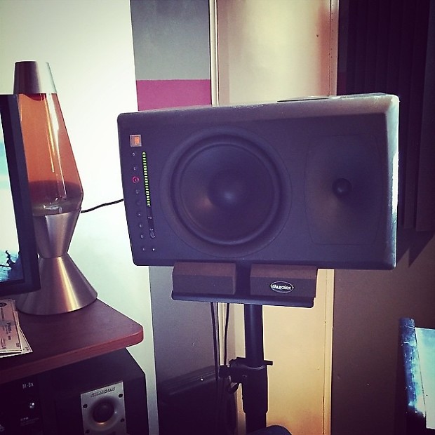 JBL lsr4328p (PAIR) (INCLUDES RMC MIC) | Reverb