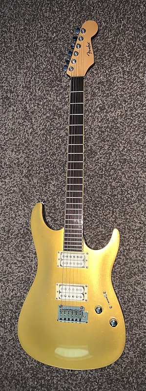 Fender special edition fsr Showmaster® HH (Gold Top) 2003 - | Reverb