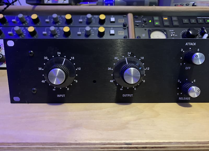 Hairball 1176 Rev D Rack Compressor | Reverb Hairball 1176 Rev D Rack Compressor | Reverb