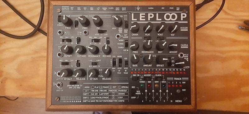 LEP Leploop V3 Desktop Analogue Synth & Drum Machine (Wooden | Reverb