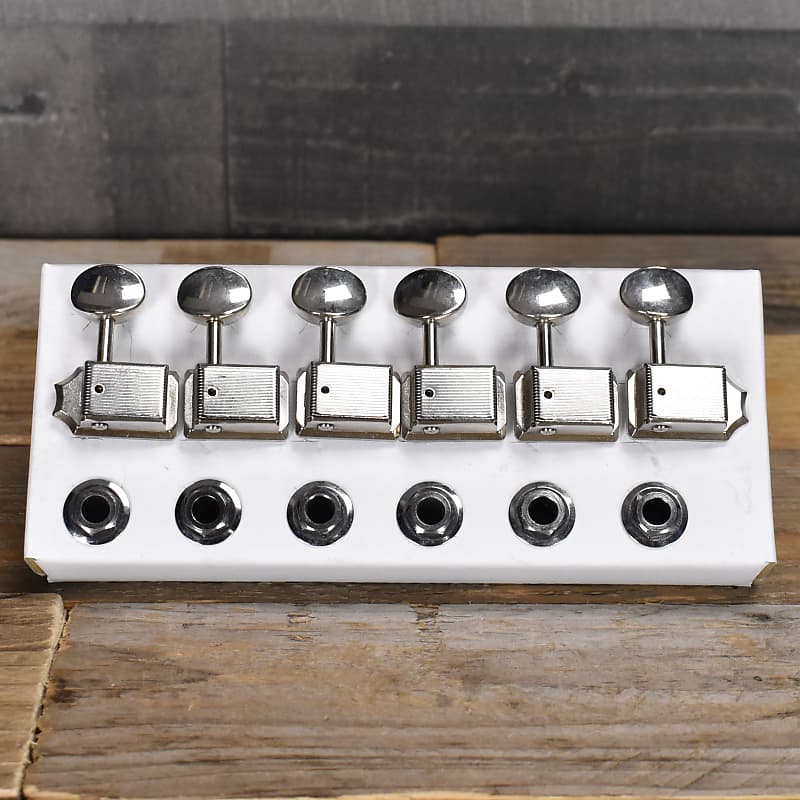 Pre-Owned Fender American Professional Tuner Set | Reverb