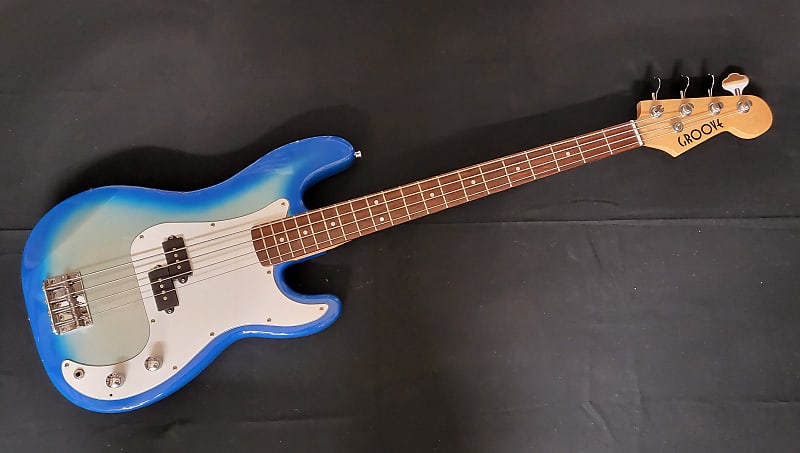 Groove Bass - Blue sunburst - long scale - with brand new | Reverb
