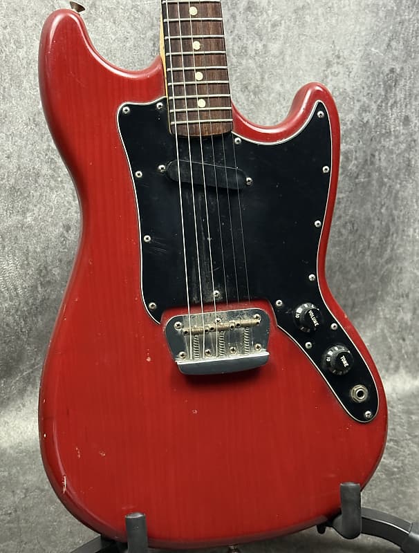 Fender Musicmaster 1978 - Trans Red | Reverb