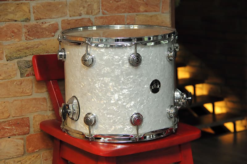 DW Collector's All maple shell floor tom 14x12 white marine | Reverb