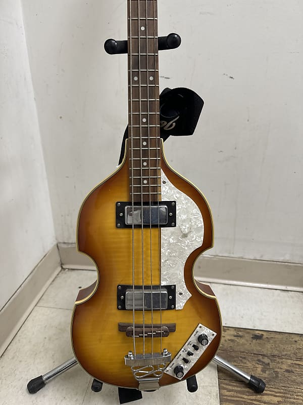 Rogue 4-String Bass | Reverb