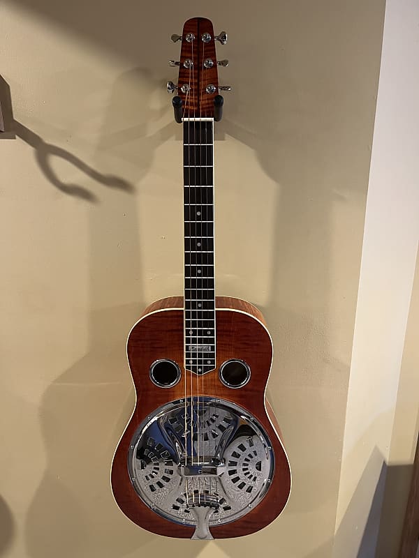 Meredith Resonator 2009 - Curly Maple | Reverb