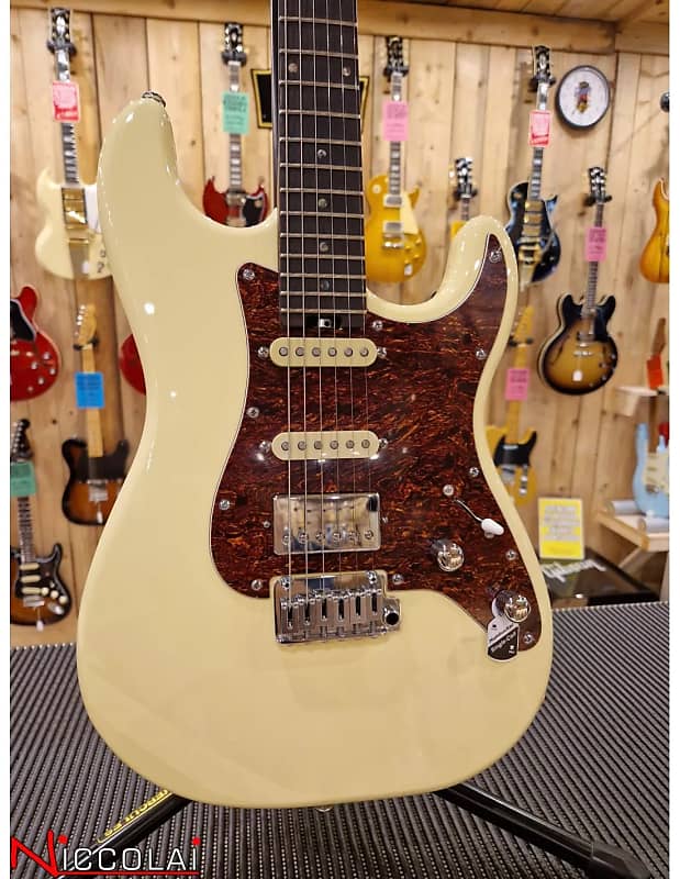 SCHECTER R66 CUSTOM Saint Louis | Reverb