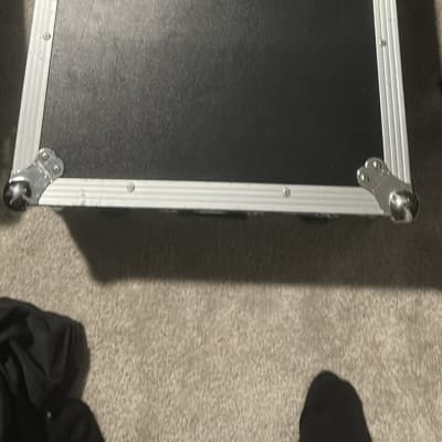 Numark DJ Setup - 2x iCDX Media Players + DXM09 Mixer in Road | Reverb