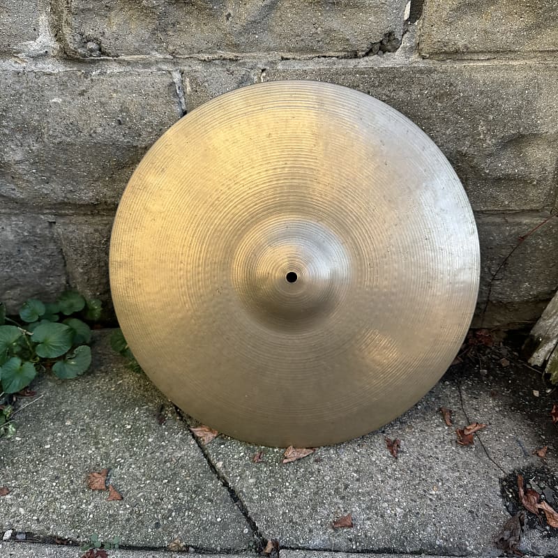 Sabian Hollow Logo 18” Rock Crash Cymbal 1770g | Reverb