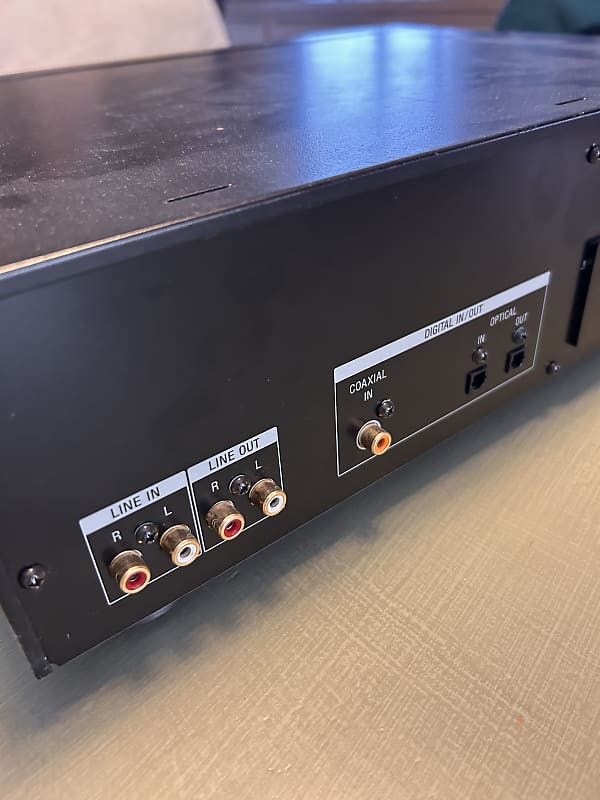 Sony DTC - 670 Digital Audio Recorder 2000’s - Black | Reverb UK