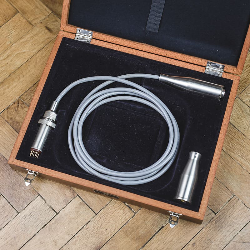 Bruel & Kjaer 2613 (1" Tube Microphone Preamplifier, Cathode | Reverb