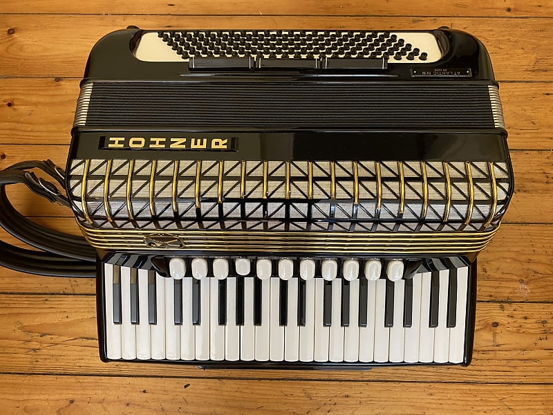 Hohner Atlantic IV N Deluxe 120 bass accordion | Reverb