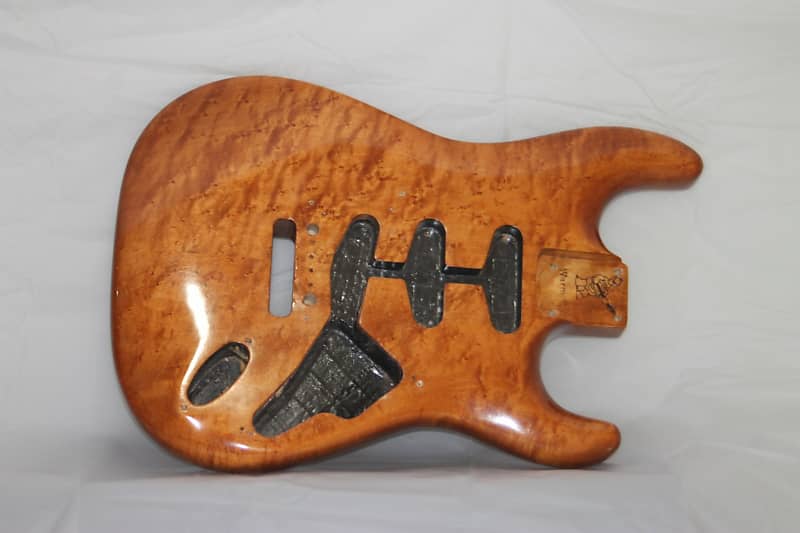 Warmoth Contoured Strat Natural Birdseye/Quilted Maple | Reverb