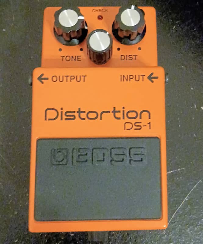 Boss DS-1 Distortion Pedal | Reverb