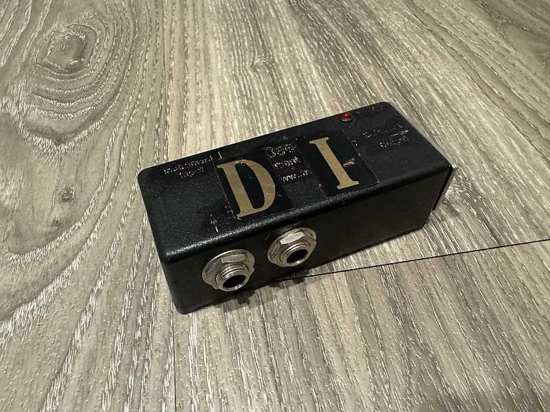 Fire-Eye Dee Eye Instrument Pre DI | Reverb