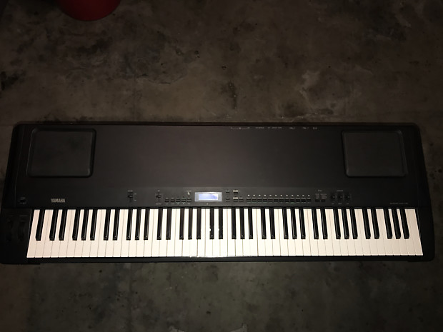 Yamaha P200 Digital Piano/Keyboard 88 Weighted Keys | Reverb