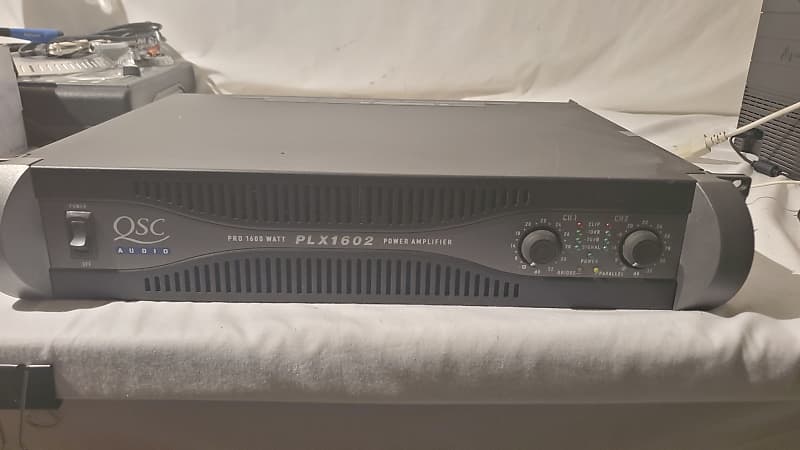 QSC PLX 1602 1600-watt 2-channel power amp | Reverb