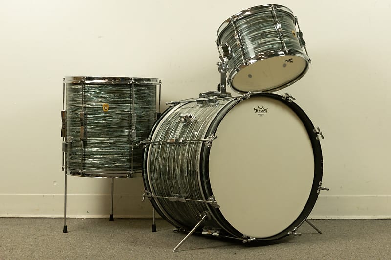 1967 Ludwig Oyster Blue Pearl Club Date Drum Set | Reverb UK
