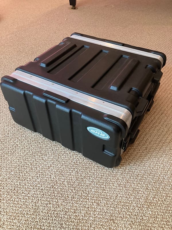 SKB 4U Rack Case - Standard 19" - Light Blue Logo | Reverb