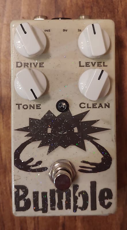 DMB Pedals Bumble Bass Fuzz (Version 2) | Reverb