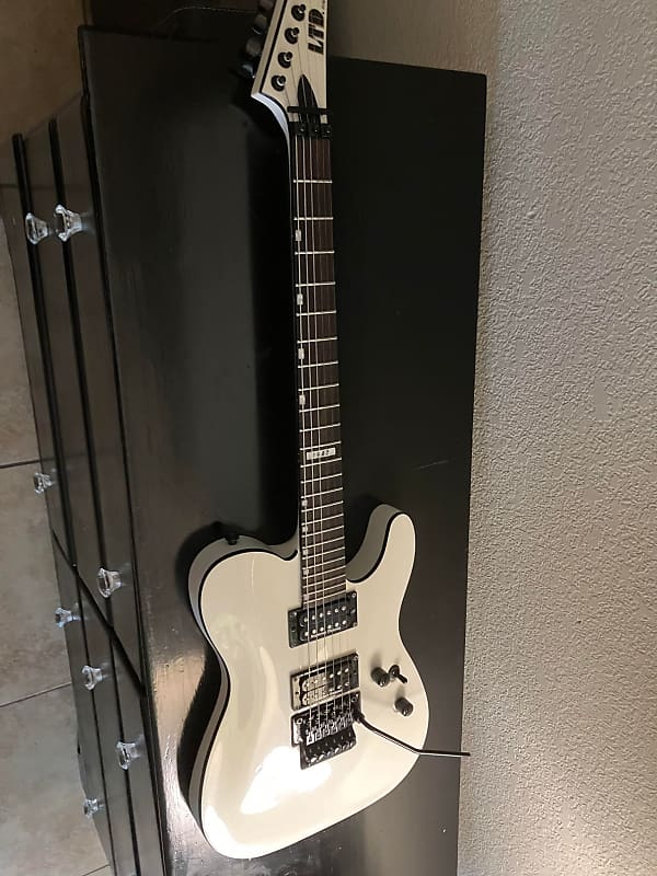 ESP LTD Eclipse '87 FR - White | Reverb
