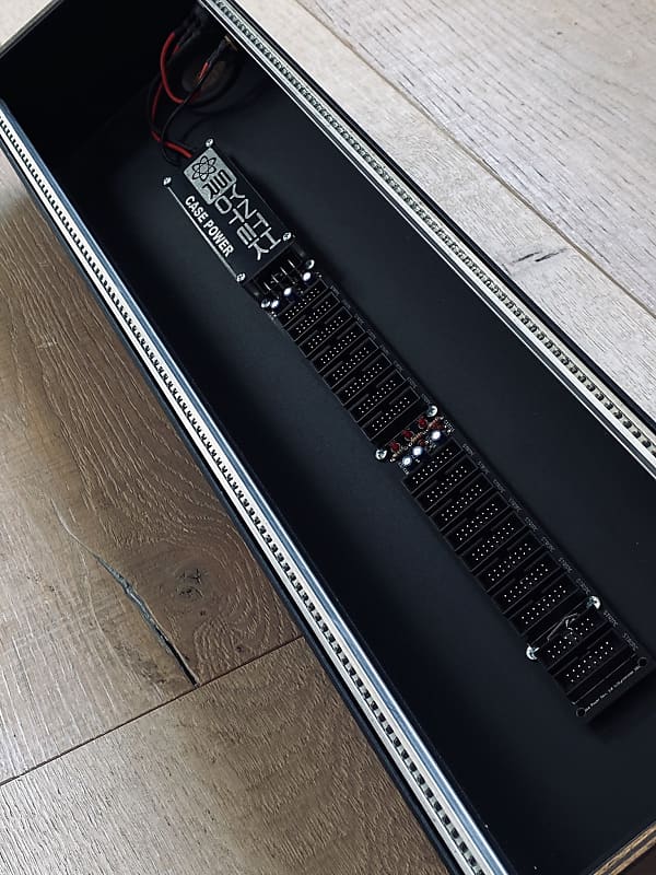 Synthrotek Skiff Boat with Angled Cheeks Eurorack Case | Reverb