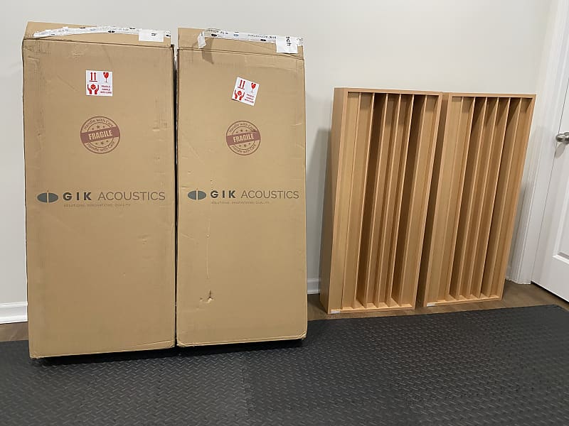 GIK Acoustics Q7D Diffuser - Beech wood | Reverb