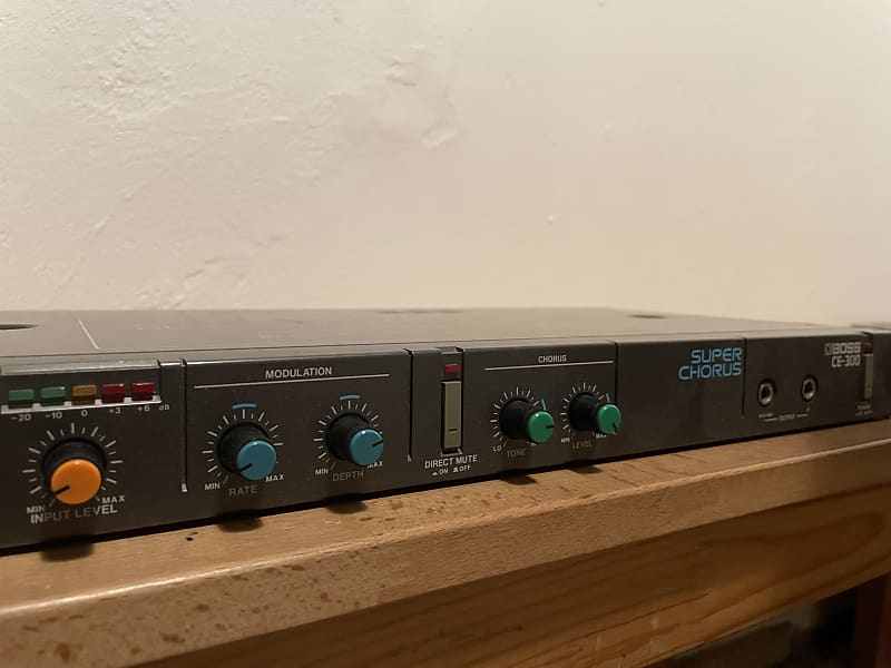 Boss CE-300 | Reverb